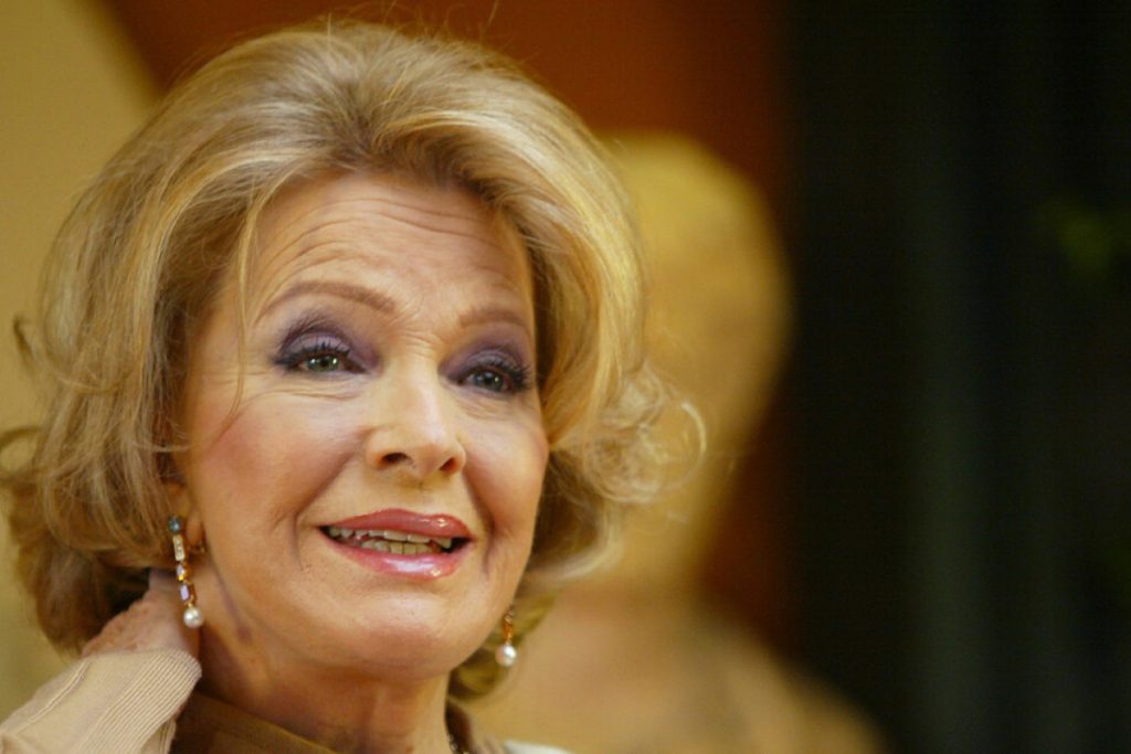 Lisa gastoni, dagli esordi al ritorno in scena: la carriera di un ...